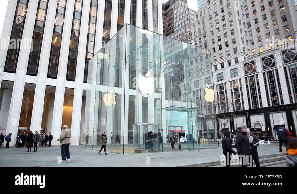 Apple fifth avenue Stock Videos & Footage - HD and 4K Video Clips - Alamy