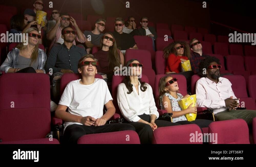3d film audience Stock Videos & Footage - HD and 4K Video Clips - Alamy