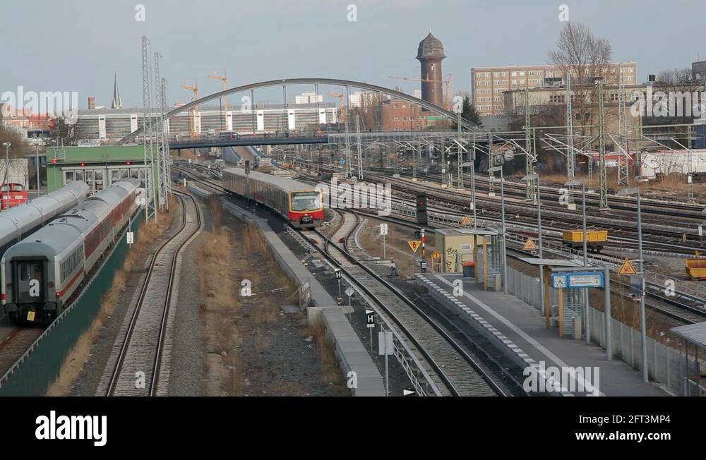 Railroad station warschauer strasse s bahn Stock Videos & Footage - HD ...