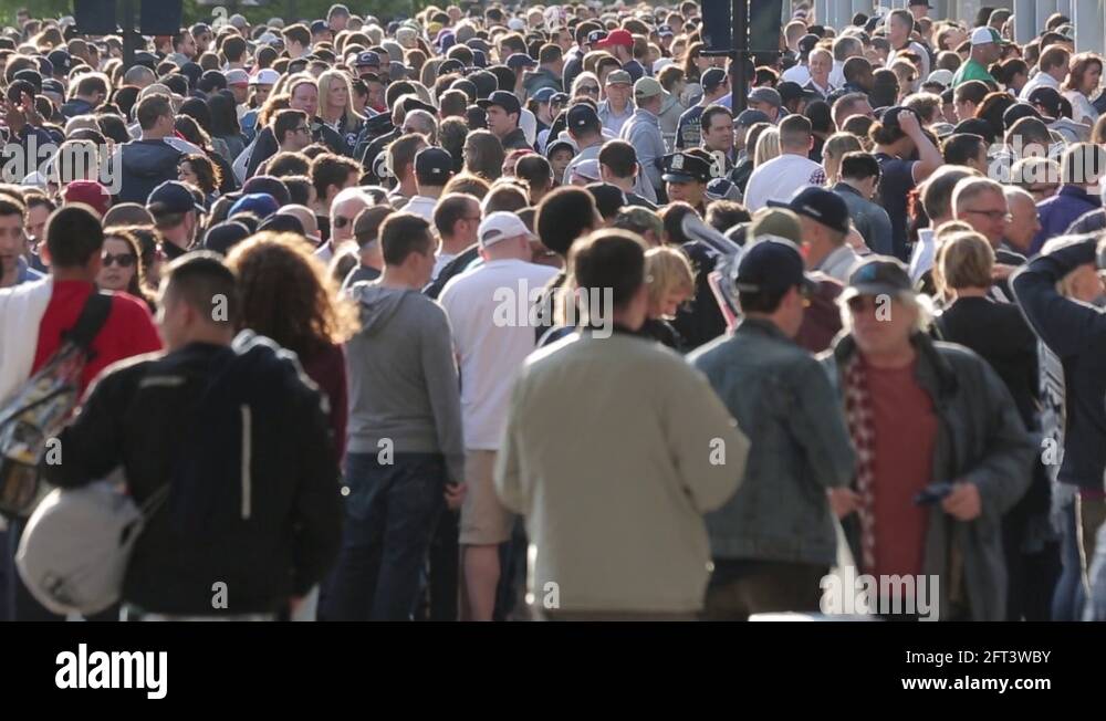 Stadium crowd wide Stock Videos & Footage - HD and 4K Video Clips - Alamy