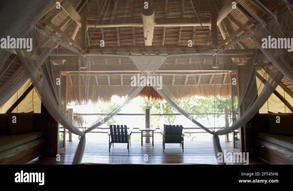 Thatched room Stock Videos & Footage - HD and 4K Video Clips - Alamy