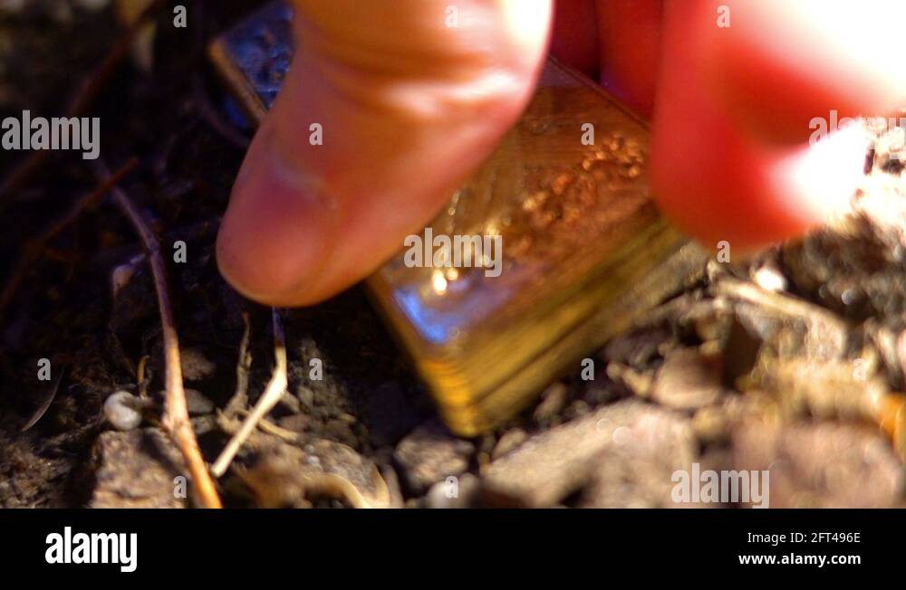Burying gold Stock Videos & Footage - HD and 4K Video Clips - Alamy