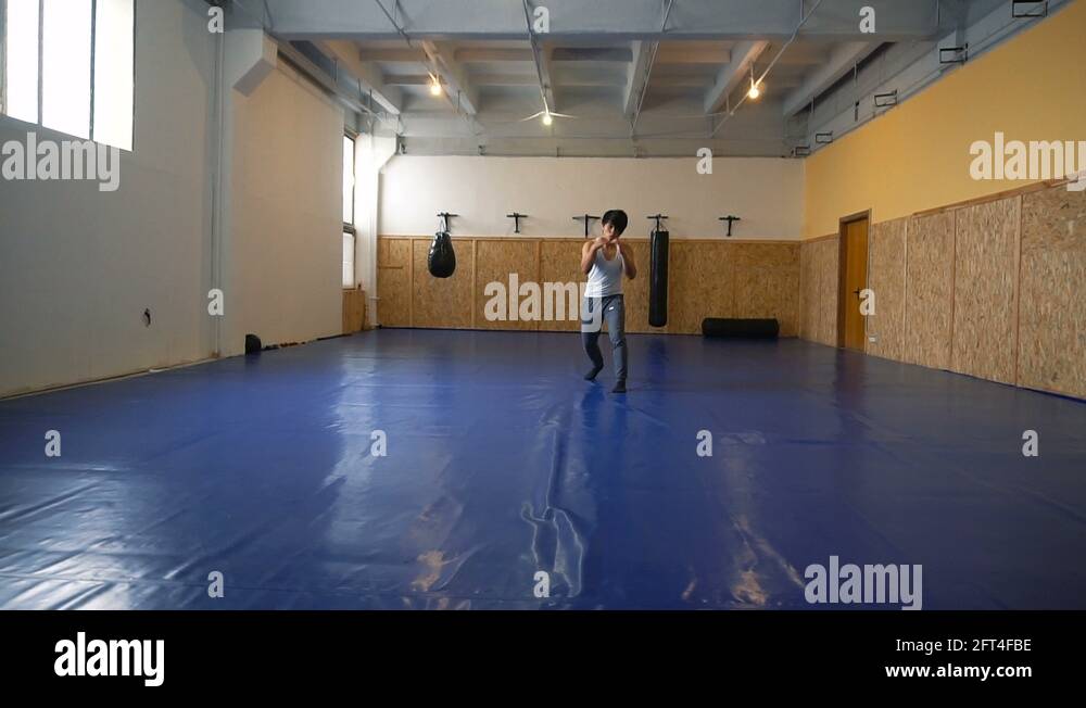 Boxing coaches Stock Videos & Footage - HD and 4K Video Clips - Alamy