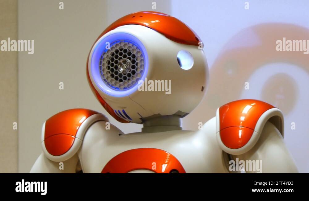 Thinking robot Stock Videos & Footage - HD and 4K Video Clips - Alamy