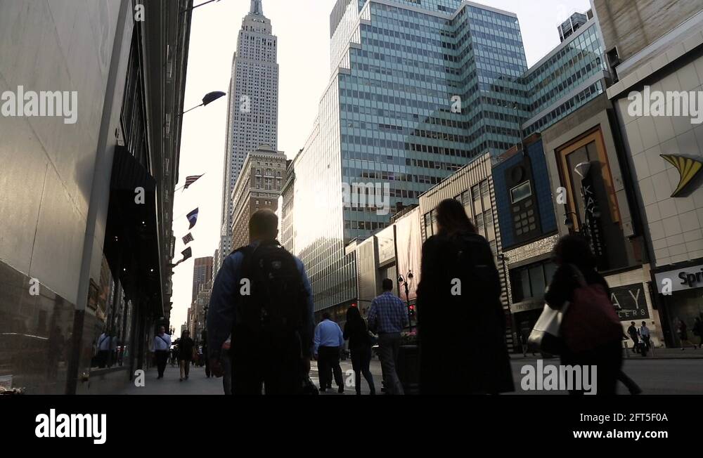 Shoppers street new york Stock Videos & Footage - HD and 4K Video Clips ...