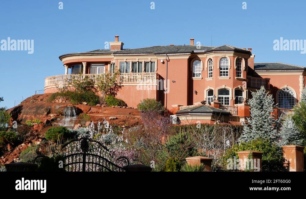 Palatial mansion Stock Videos & Footage - HD and 4K Video Clips - Alamy