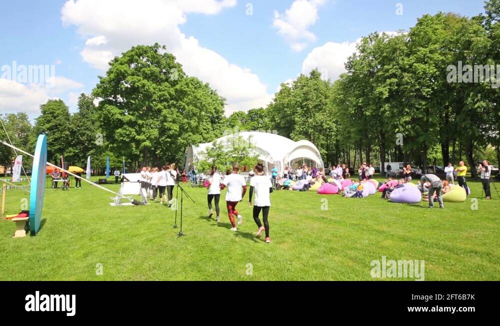 Line up row Stock Videos & Footage - HD and 4K Video Clips - Alamy