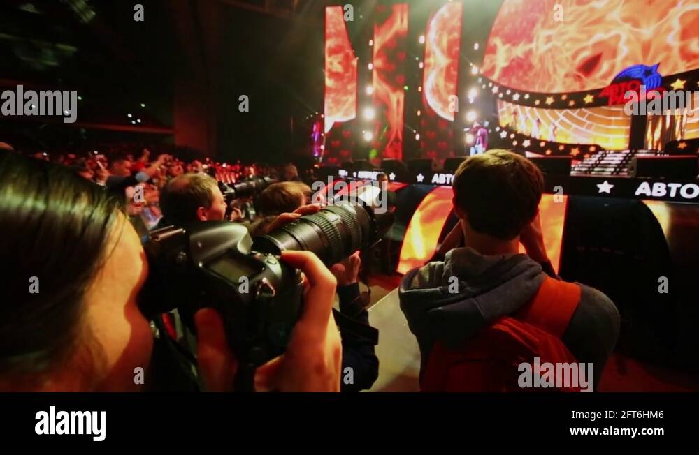 80s photo shoot Stock Videos & Footage - HD and 4K Video Clips - Alamy