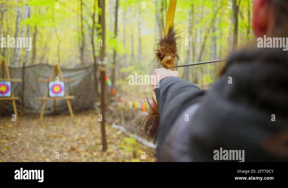 Aim arrow Stock Videos & Footage - HD and 4K Video Clips - Alamy