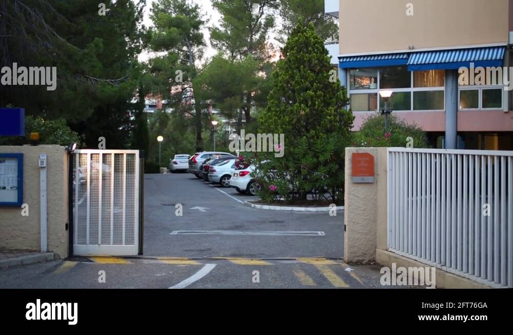 Skip gates Stock Videos & Footage - HD and 4K Video Clips - Alamy