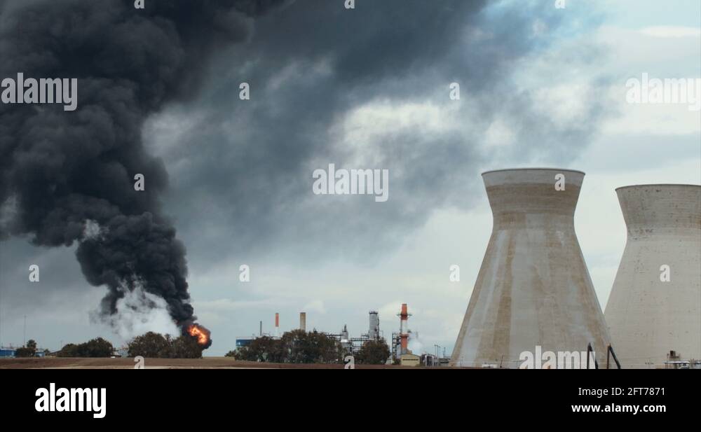 Huge smoke fire accident factory Stock Videos & Footage - HD and 4K ...