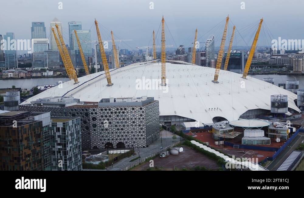 O2 arena aerial Stock Videos & Footage - HD and 4K Video Clips - Alamy