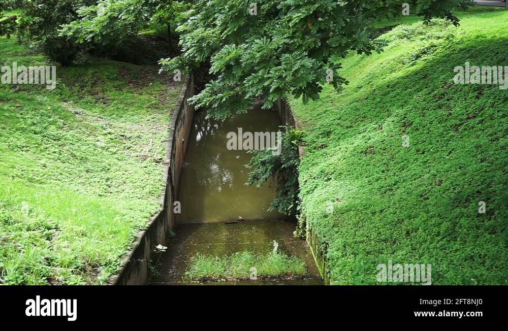 Water duct Stock Videos & Footage - HD and 4K Video Clips - Alamy