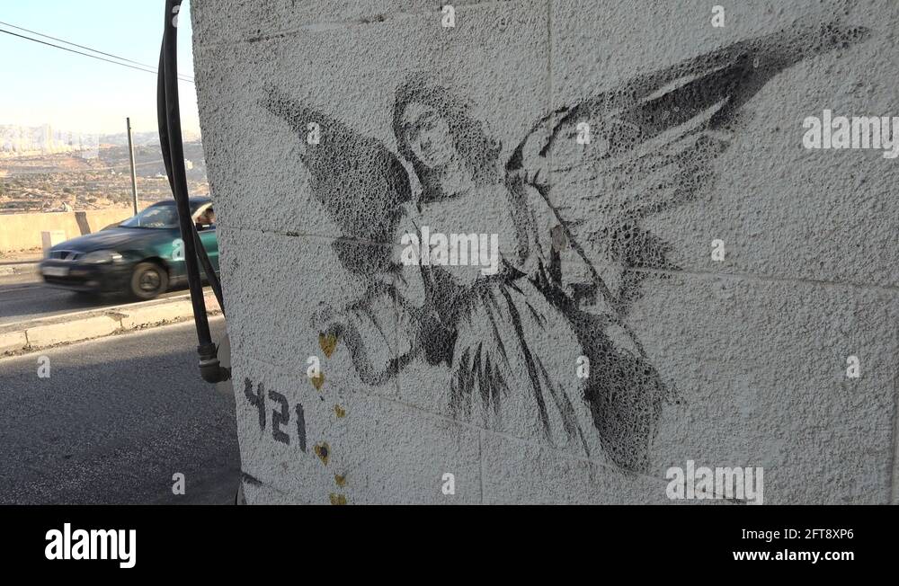 Angel graffiti Stock Videos & Footage - HD and 4K Video Clips - Alamy