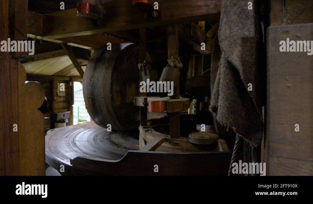 Grinding mechanism Stock Videos & Footage - HD and 4K Video Clips - Alamy