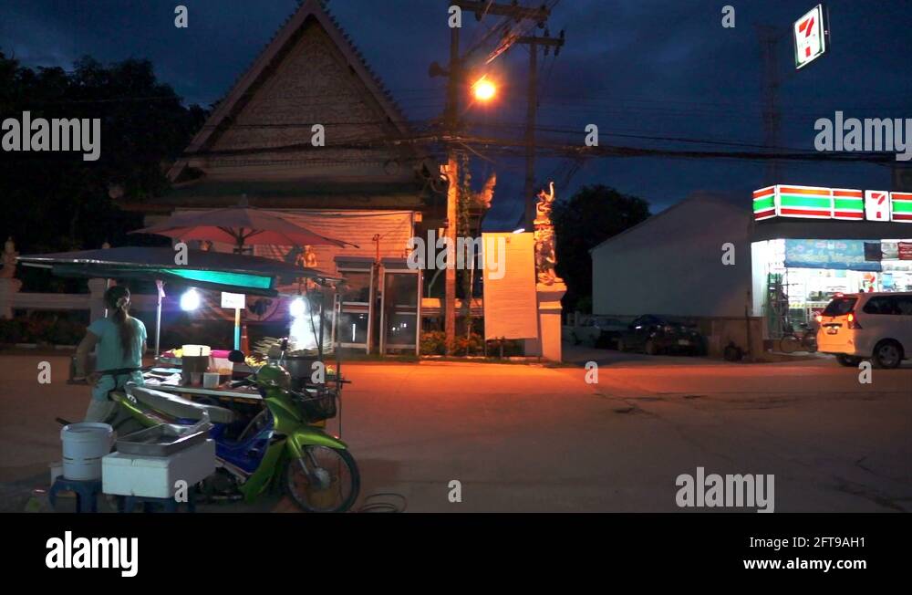 Night food stall street Stock Videos & Footage - HD and 4K Video Clips ...