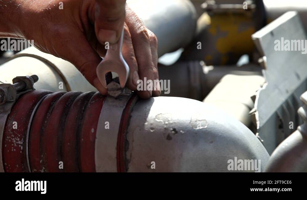 Bolt detail Stock Videos & Footage - HD and 4K Video Clips - Alamy