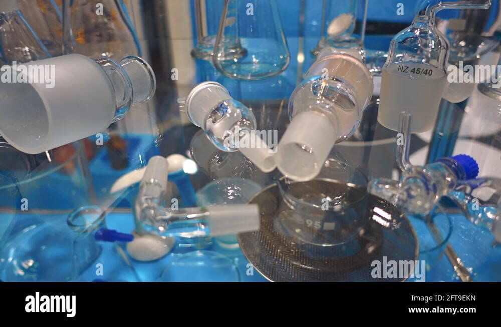 New glassware and other accessories for the chemical, medical industry ...