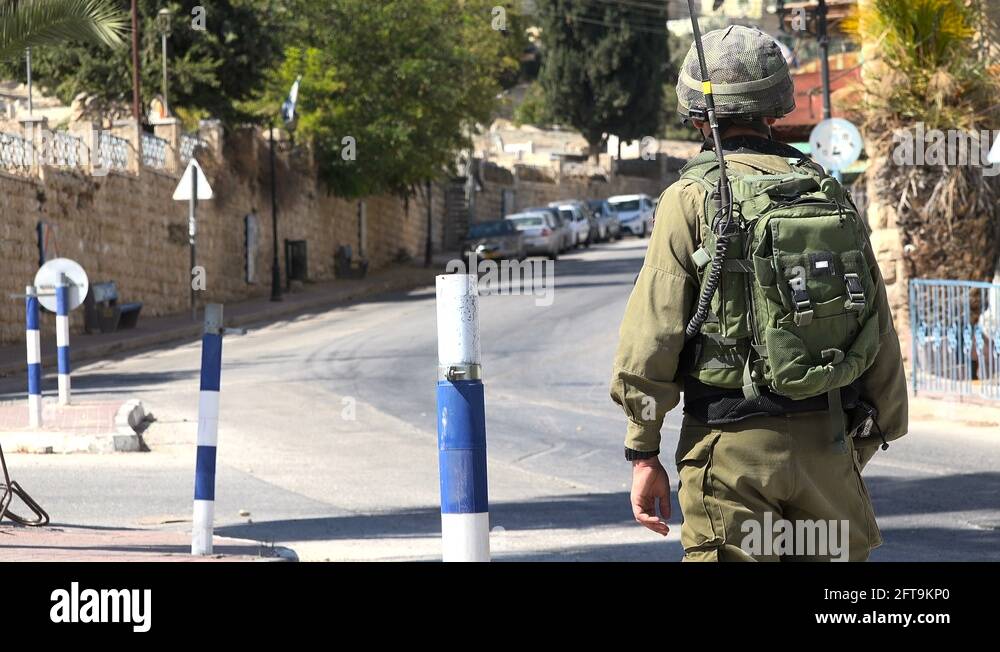Bank guards Stock Videos & Footage - HD and 4K Video Clips - Alamy