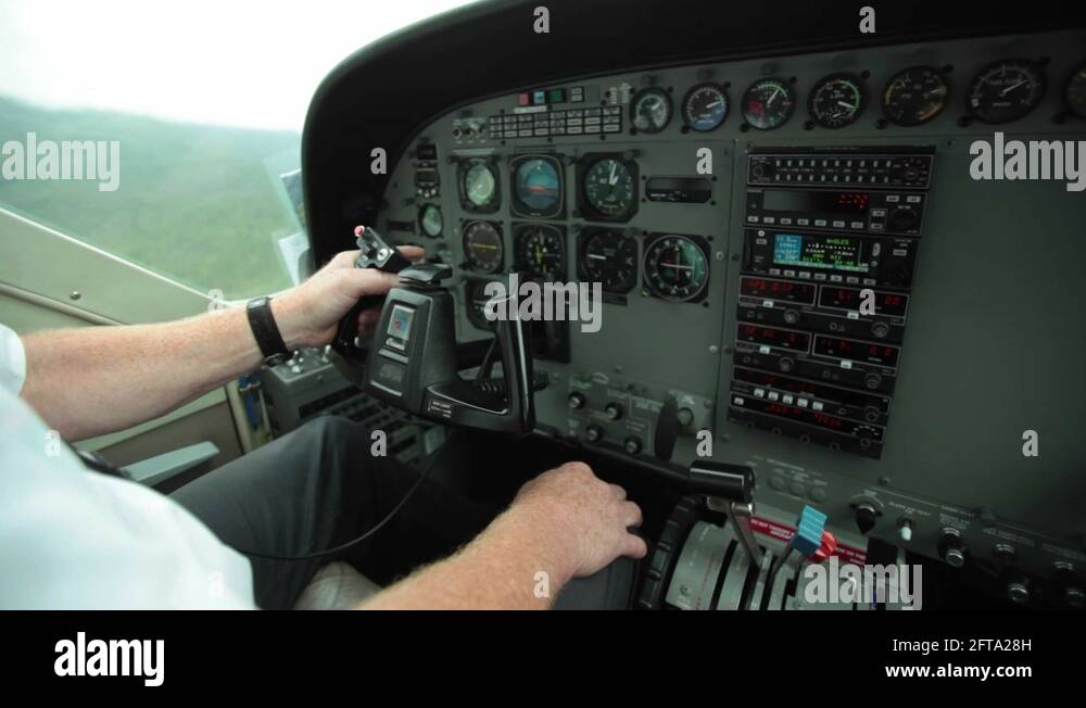 Cockpit pilot Stock Videos & Footage - HD and 4K Video Clips - Alamy