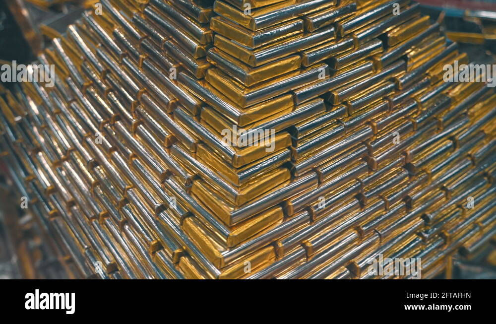 Chocolate gold bars Stock Videos & Footage - HD and 4K Video Clips - Alamy