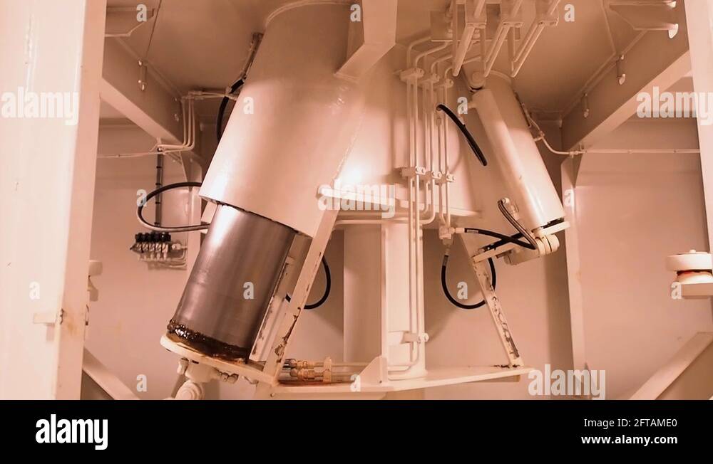 Oil rig anchor Stock Videos & Footage - HD and 4K Video Clips - Alamy