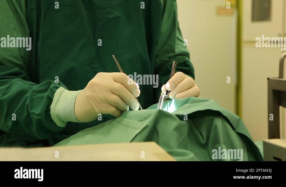 Medical operation Stock Videos & Footage - HD and 4K Video Clips - Alamy