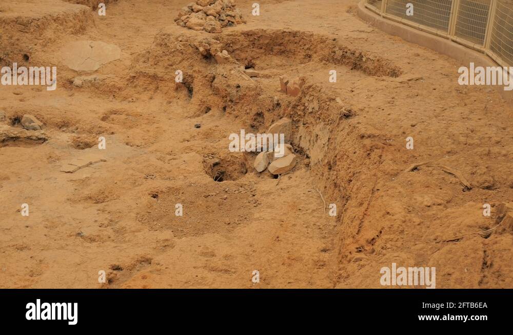 Archaeology dig hole Stock Videos & Footage - HD and 4K Video Clips - Alamy