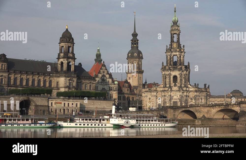 Cityscape iconic Stock Videos & Footage - HD and 4K Video Clips - Alamy
