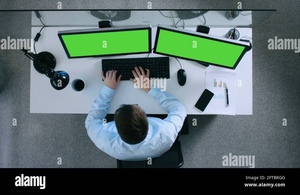 Information technology worker Stock Videos & Footage - HD and 4K Video ...