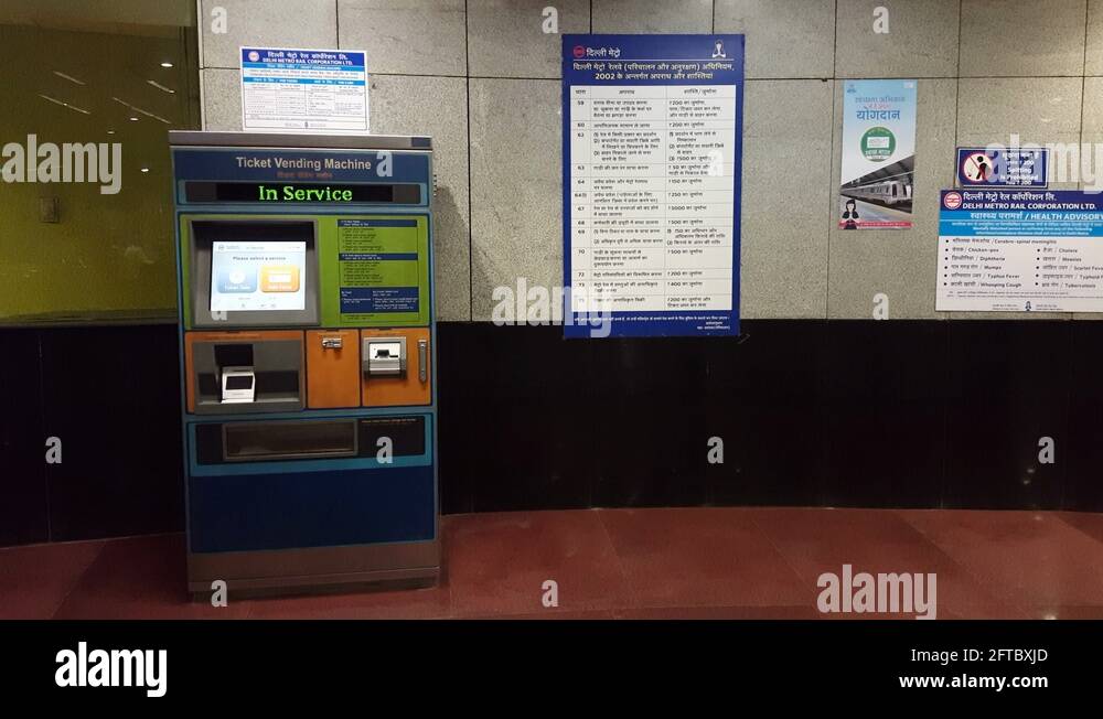 Crowd underground tube ticket machine Stock Videos & Footage - HD and ...