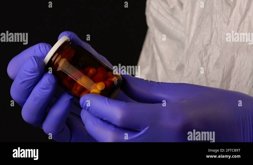 Forensic uniform Stock Videos & Footage - HD and 4K Video Clips - Alamy