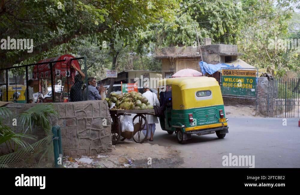 Auto rickshaw stand india Stock Videos & Footage - HD and 4K Video ...