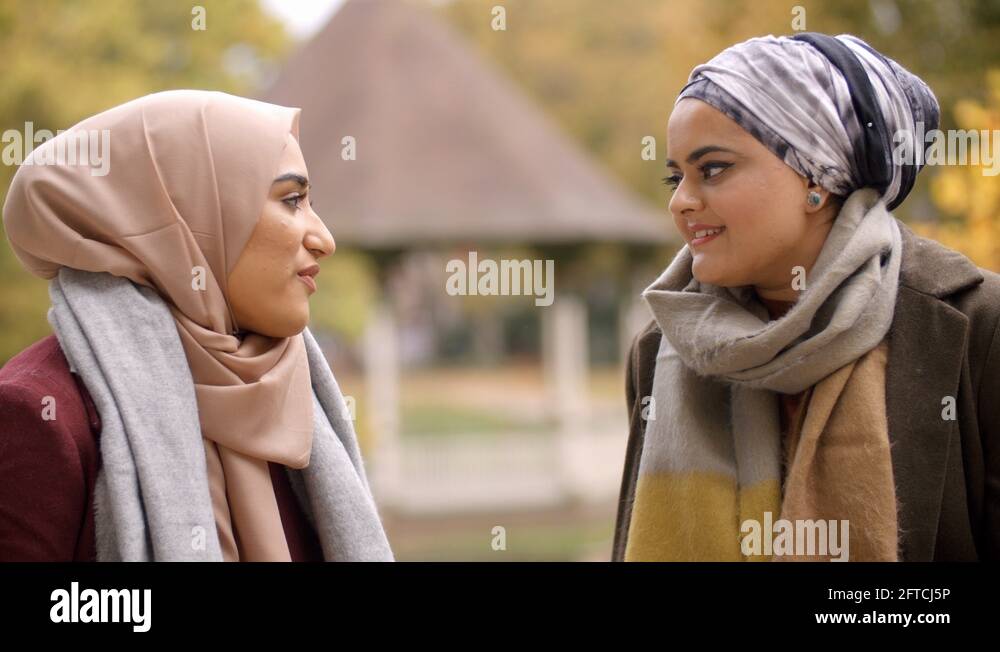 Muslim women in uk Stock Videos & Footage - HD and 4K Video Clips - Alamy