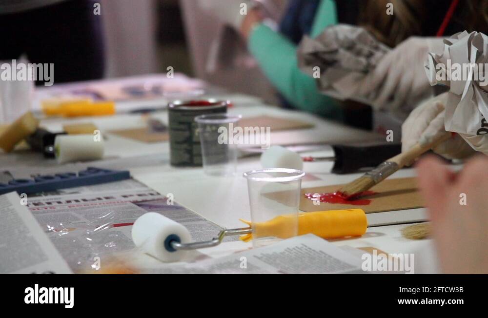 Artists process Stock Videos & Footage - HD and 4K Video Clips - Alamy