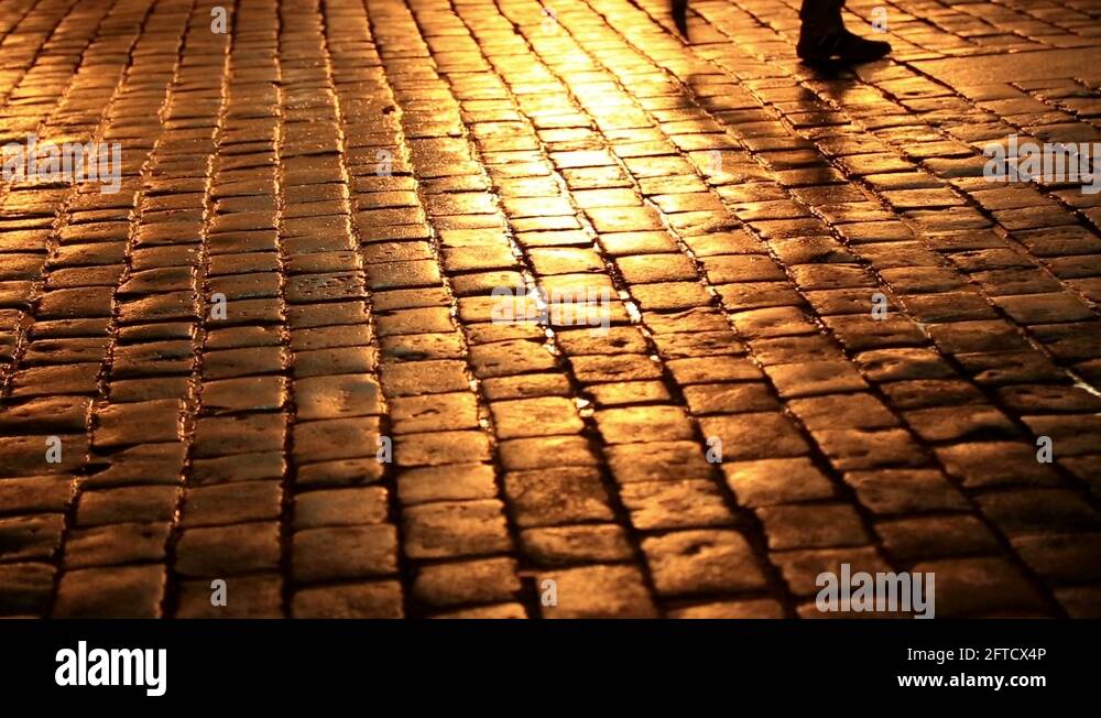 5 foot way Stock Videos & Footage - HD and 4K Video Clips - Alamy