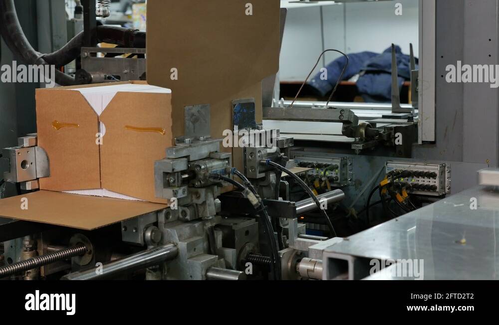 Folded cardboard box Stock Videos & Footage - HD and 4K Video Clips - Alamy