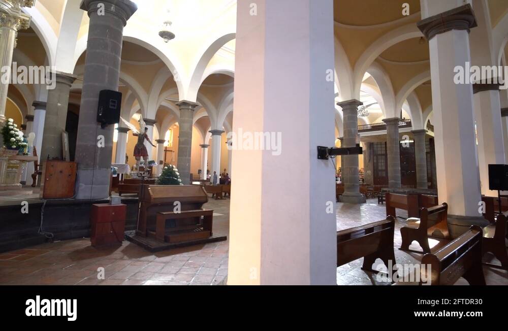 Capilla real Stock Videos & Footage - HD and 4K Video Clips - Alamy