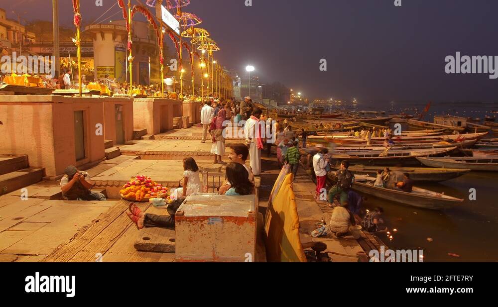 Varanasi Ganga Aarti Puja Time Lapse Stock Video Footage - Alamy