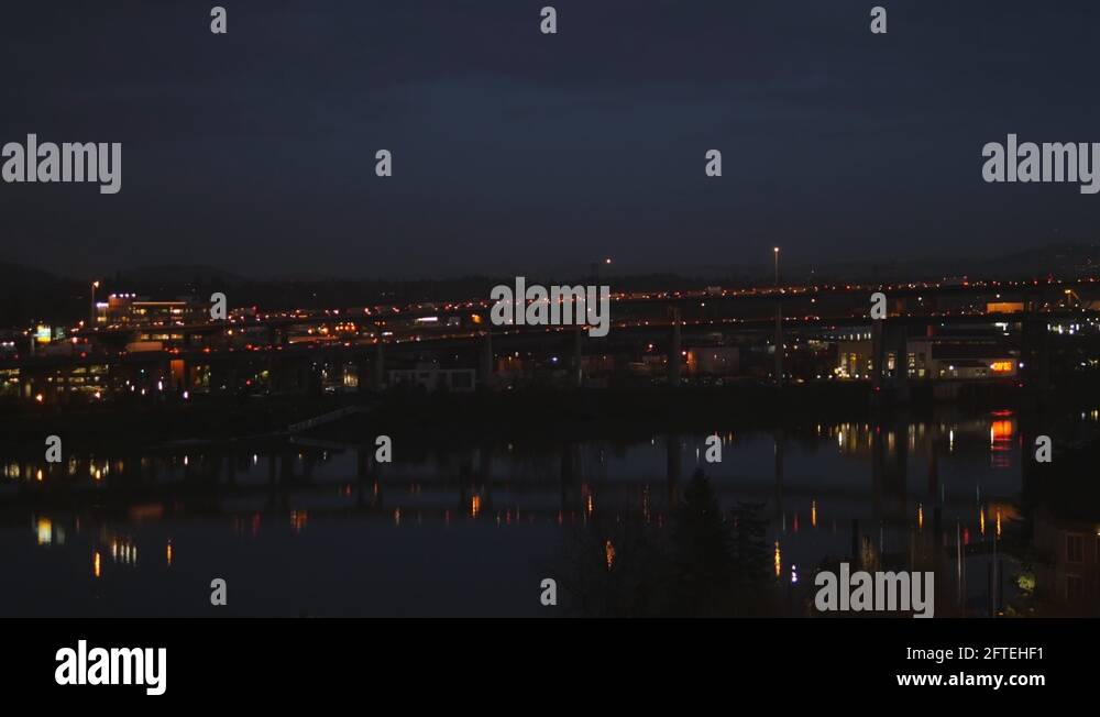 Oregon traffic lights Stock Videos & Footage - HD and 4K Video Clips ...