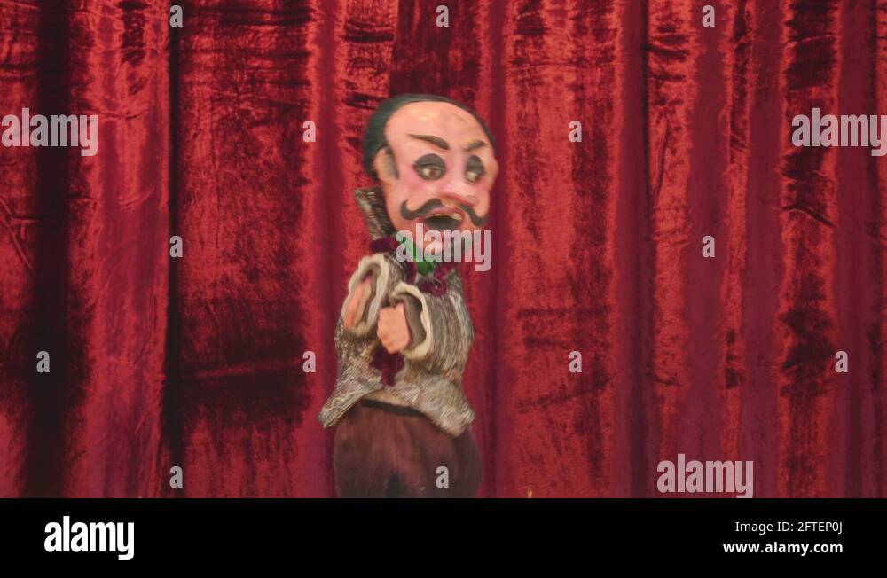 Comedian presenter Stock Videos & Footage - HD and 4K Video Clips - Alamy