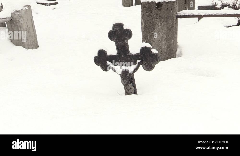 the crucifixion of Jesus Christ (statue in snow Stock Video Footage - Alamy