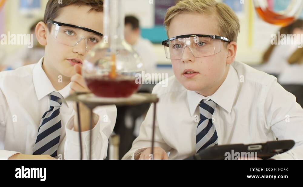 Boys in science class Stock Videos & Footage - HD and 4K Video Clips ...