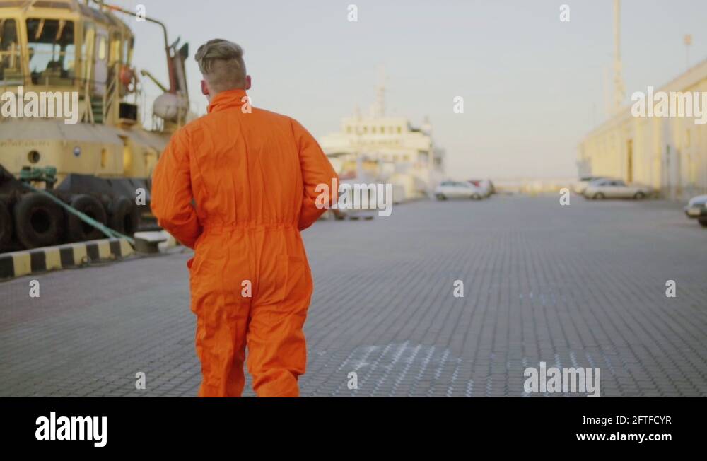 Harbour worker Stock Videos & Footage - HD and 4K Video Clips - Alamy