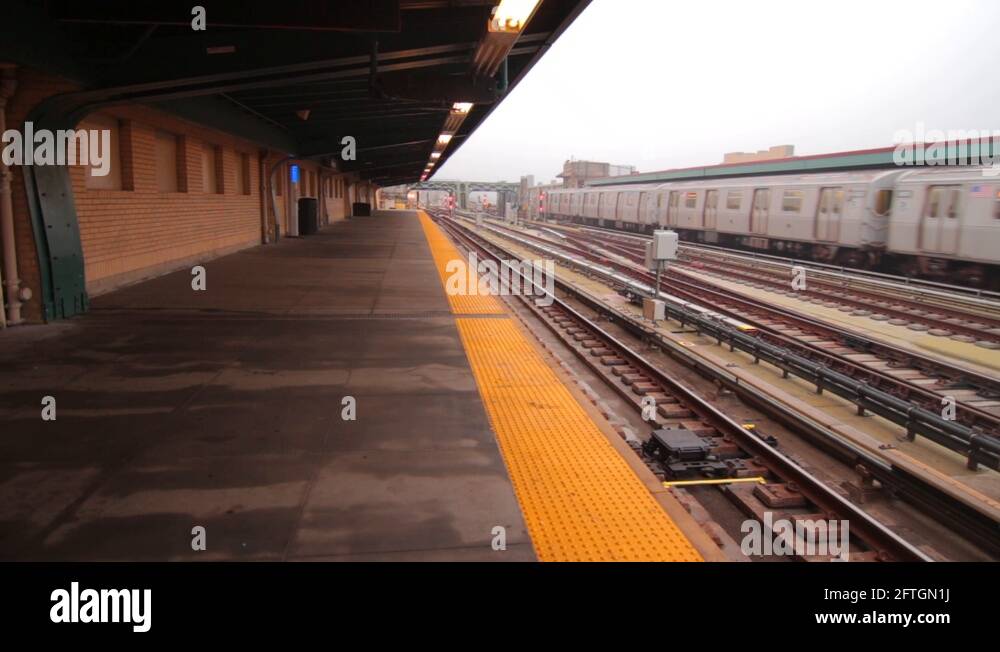The g train Stock Videos & Footage - HD and 4K Video Clips - Alamy