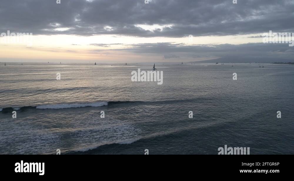 Pacfic ocean Stock Videos & Footage - HD and 4K Video Clips - Alamy