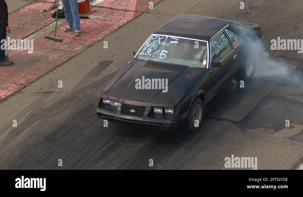 Burnout aerial Stock Videos & Footage - HD and 4K Video Clips - Alamy