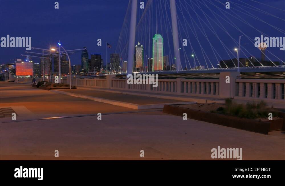 Dallas landmarks Stock Videos & Footage - HD and 4K Video Clips - Alamy