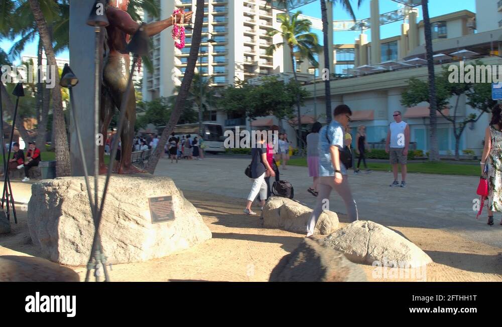 Duke paoa kahanamoku statue Stock Videos & Footage - HD and 4K Video ...