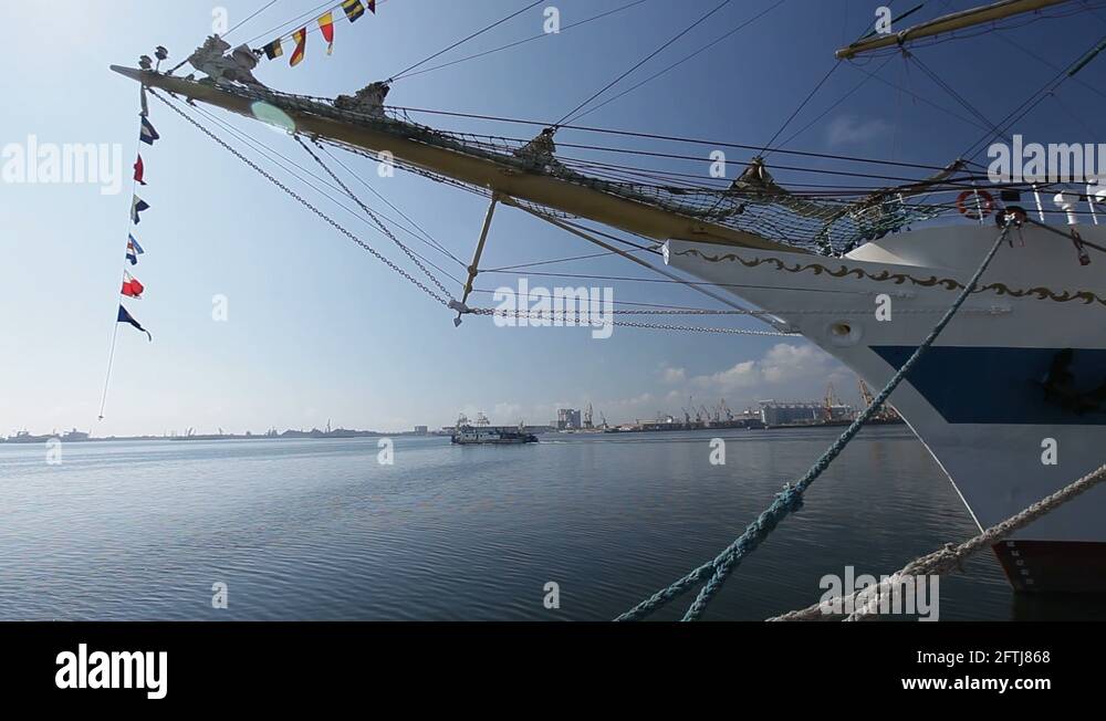 Dressing line Stock Videos & Footage - HD and 4K Video Clips - Alamy